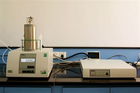 Sta 449c 型同步热分析仪 科学与工程实验教学中心