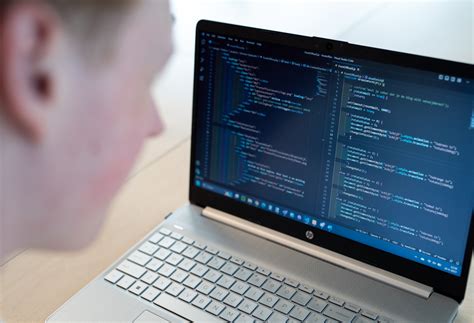 Software Developer Firda