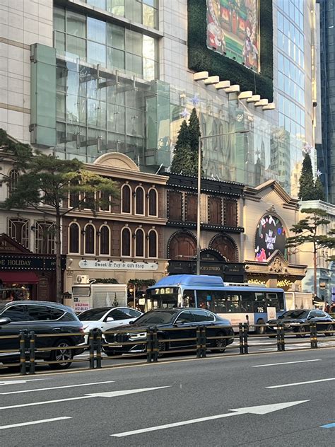 명동놀거리 신세계백화점 크리스마스 데이트코스 종결판 네이트뷰