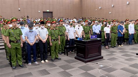 Vụ Chuyến Bay Giải Cứu Cựu Thư Ký Thứ Trưởng Bộ Y Tế Thoát án Tử