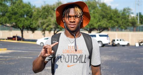 Texas Feels Like Home For 2025 Four Star Wr Jacorey Watson