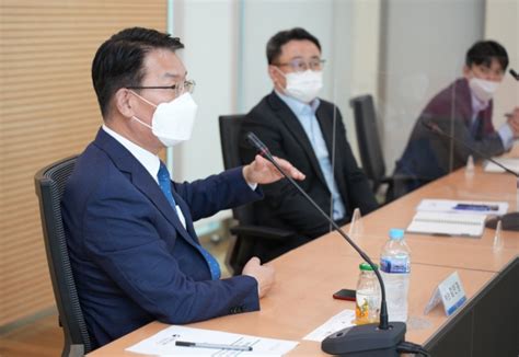 김인중 농식품부차관 국내 밀 수급상황 점검 및 가격안정 위한 민관 협력 당부 푸드아이콘 Foodicon