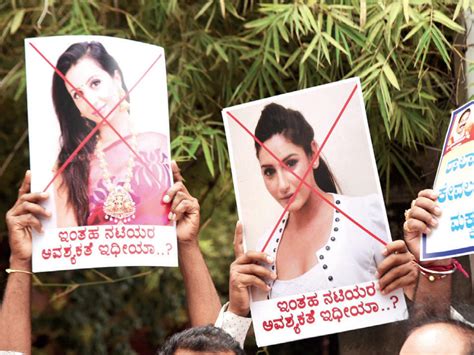 Dont Even Know How She Looks Says Zameer Ahmed Khan About Actor Sanjjanaa