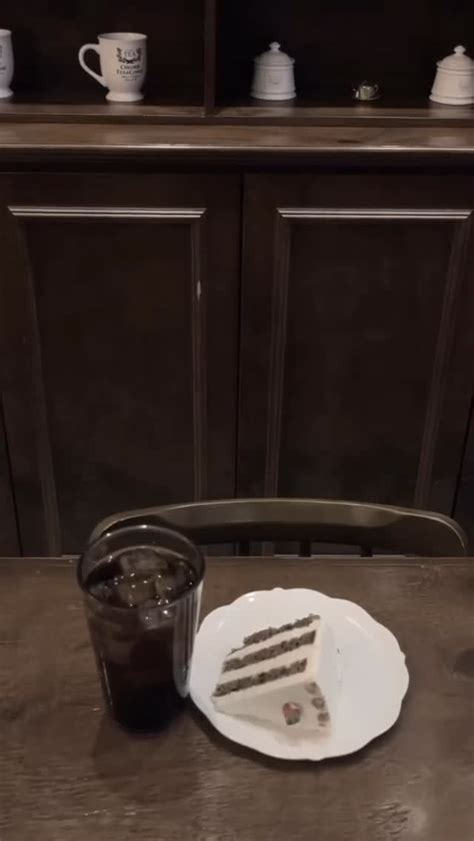 서울커피엑스포 커피와 베이커리 맛과 향이 가득한 하루 ☕ 2025 서울커피엑스포 X 🥐 한국국제베이커리페어 커피 한 잔에 딱 어울리는 갓 구운 빵의 향기 상상만