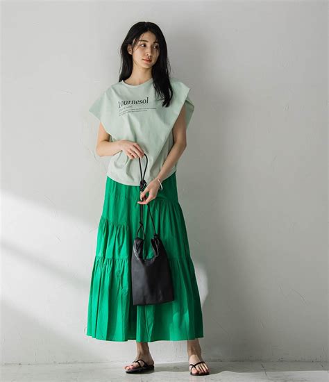Socolla By Mayson Grey プレーティングタックプリントtシャツ ¥ 7590in Tax ロゴプリントとタック