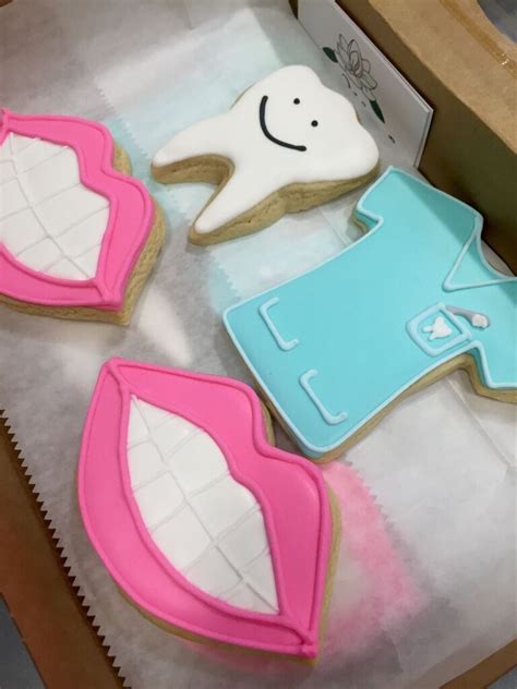 Big Smiles For These Dentist Cookies Cookie Decorating Sugar Cookies Decorated Delicious