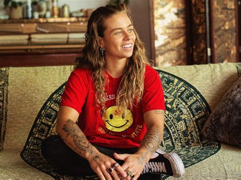 Tash Sultana Estrena Pretty Lady Nueva Canción De Su Próximo Disco