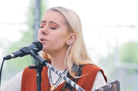 Lauren Graces Instagram Twitter And Facebook On Idcrawl