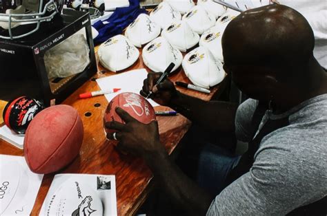 Terrell Davis Signed Super Bowl Xxxii Official Nfl Game Ball Inscribed