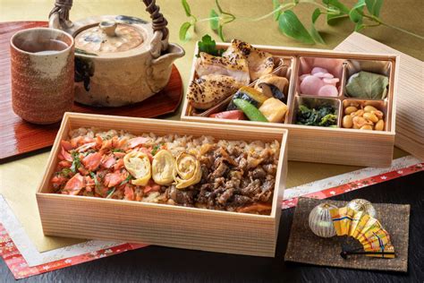東京都へ配達 お弁当 和食 国産和牛時雨・鮭湯葉ご飯と鶏もも炙り焼き京懐石 京みやこ庵by 湖舟【西東京】│高級宅配弁当の