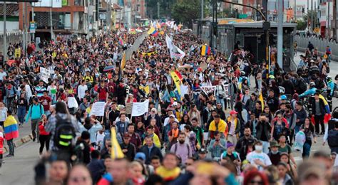 Movilizaciones En Colombia En Contra De Los Privilegios La Voz