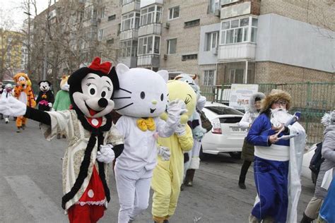 100 өвлийн өвгөний парад дөрөв дэх жилдээ боллоо