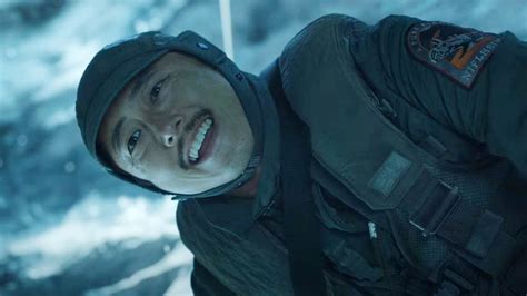 This Is A Guy Who Survives Steven Yeun Talks Brotherly Love In Mickey 17 The Mary Sue