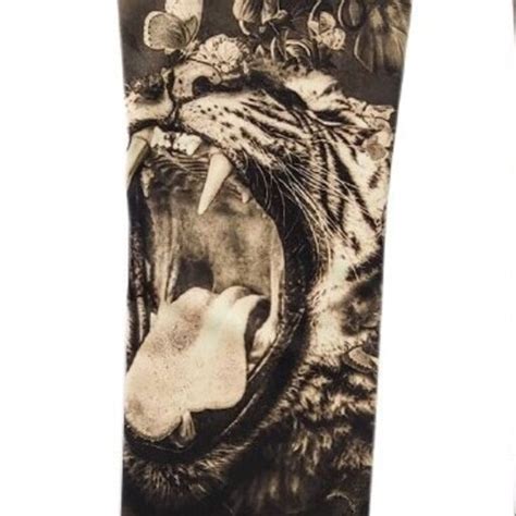 خرید و قیمت ساق دست طرح تتو بَبر مناسب نوجوانها و جوانها ایرانی