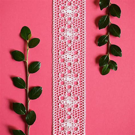 Paličkovaná čipka Brezová Pod Bradlom Okolok Delicate Sashesk