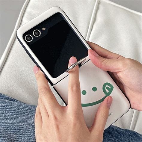 갤럭시z플립6갤럭시z플립5갤럭시z플립4갤럭시z플립3 빅 와글와글 고리형 카드 도어 케이스 Trc 에이블리