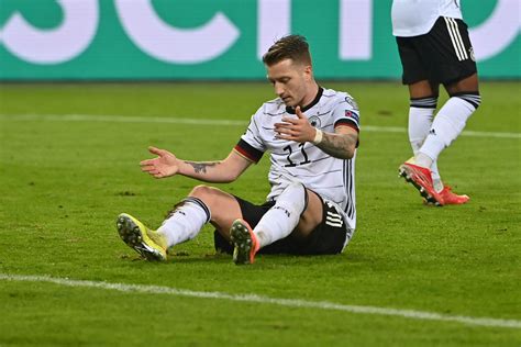 Dfb Team Marco Reus F Llt Mit Muskelfaserriss Erneut Aus Mopo