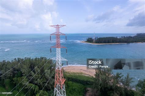 Tampilan Udara Tiang Listrik Baja Tegangan Tinggi Menara Transmisi