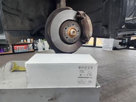 오산 아우디a6 C8 40tdi 앞 브레이크 패드 교환작업 네이버 블로그