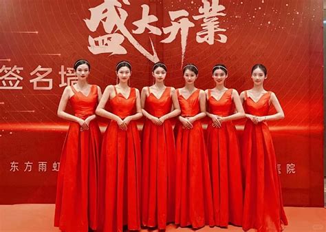 深圳广州美女礼仪小姐姐。2全国舞蹈主持中外模特礼仪来自小红书网页版 花瓣网