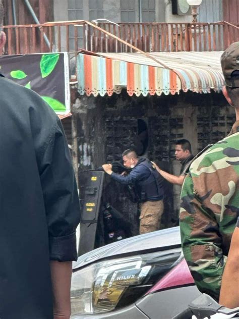 Update សមត្ថកិច្ច ថៃ ឃាត់ខ្លួន មន្ត្រី យោធា ខ្មែរ នៅ ខេត្ត ស្រះ កែវ រួមនឹង កាំភ្លើង ខ្លី