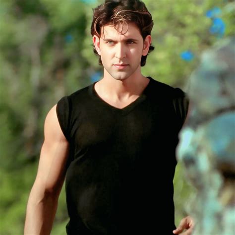 Hrithik Roshan In Dhoom 2 In 2025 Hrithik Roshan Dhoom 2 Beautiful Men