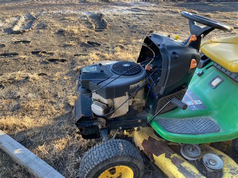 Johndeere 120 For Parts Lawnmowers And Leaf Blowers Edmonton Kijiji