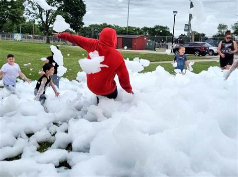 Foam Bubble Parties Bring Frothy Fun To 3 Mke Rec Playfields