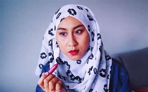 Revlon Colorburst Matte Balm Unapologetic Striking Standout Fiery The Good Weekender