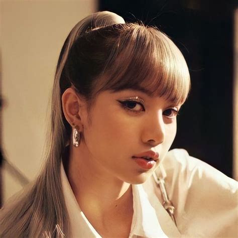 Rosé And Lisa Blackpink Lisa Kpop Hair Rosé And Jennie My Kind Of