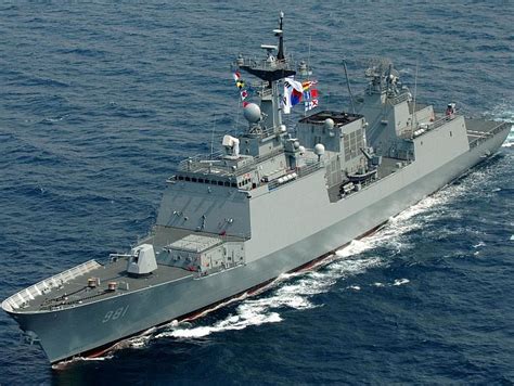 韓國 Kdx 2 忠武公李瞬臣級飛彈驅逐艦