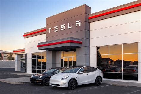 Los clientes de Tesla no están contentos con la guerra de precios sus coches son los que más se