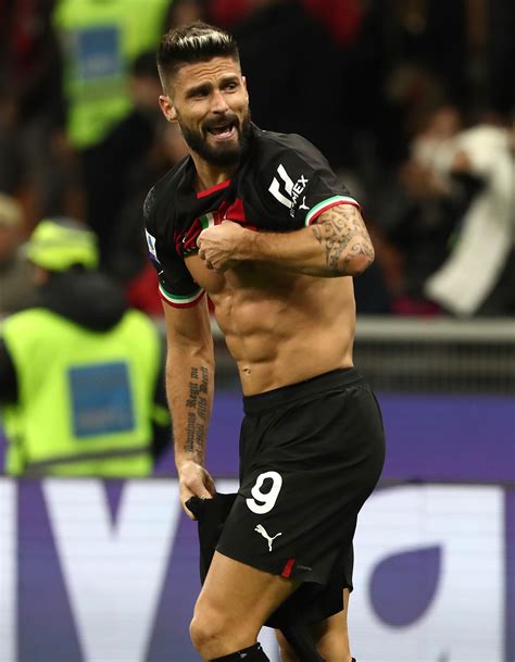 Milan Giroud Sono Arrabbiato Per Lespulsione