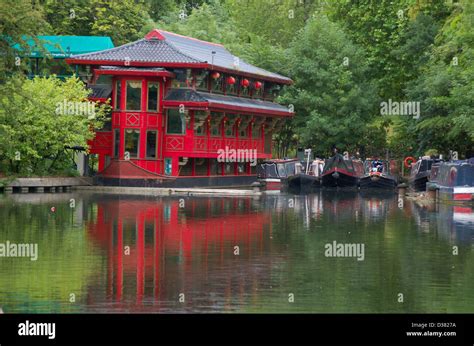 Boote Auf Dem Regents Canal Fotos Und Bildmaterial In Hoher Auflösung