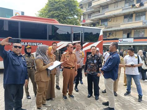 Pemkot Samarinda Sidak Pasar Pastikan Bapokting Ramadhan Aman