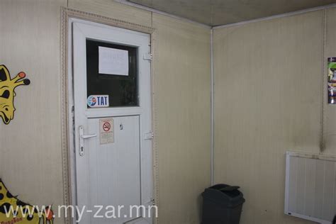 ХУД Яармагийн 3 р буудлаас хойш явсан засмал зам дагуу Эмийн сантай