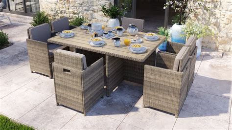 Ensemble de repas jardin 6 places en résine tressée Collection Pamela