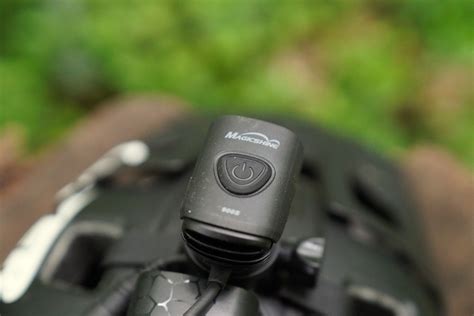 The $70 Magicshine MJ 900S Bike Light Offers the Right Features ...