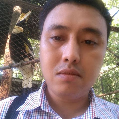 Khit Thit Media စစ်ကောင်စီ တပ်မ ၄၄ ၊ တပ်ရင်း ၁၀၂ မှ အသက် ၁၇ နှစ်အရွယ် စစ်သား အပါ အဝင် စစ်သား ၅