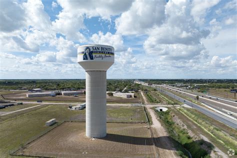 690 N Sam Houston Blvd San Benito Tx 78586 Mls 29744886