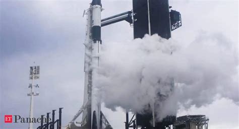 Spacex Astronaut Launch Discovery To Document Spacexs Historic