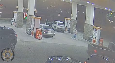 Man Drags Woman Into Suv At Gas Stop In ‘extremely Concerning Video
