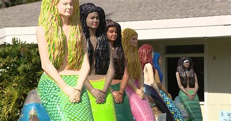 Weeki Wachee Mermaids Celebrate 75 Years With Mermaid Tail Trail