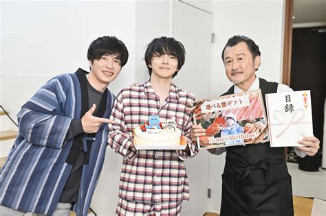 「おっさんずラブ リターンズ 」林遣都の誕生日セレモニーを開催！田中圭＆吉田鋼太郎がサプライズでお祝い Tvステーション