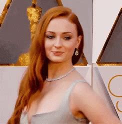 Sophie Turner Smile  Sophie Turner Smile Pose Discover And Share