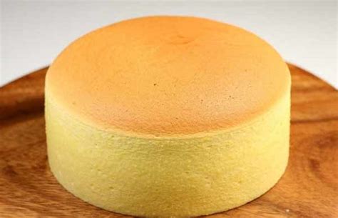 طرز تهیه چیز کیک ژاپنی ساده و خوشمزه با بافت پنبه ای