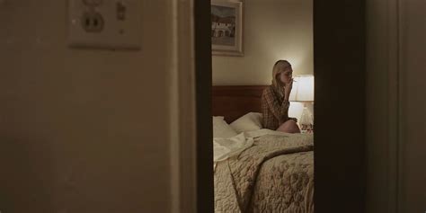 Elle Fanning Desnuda En Mujeres Del Siglo XX