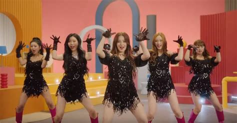 Momoland Thumbs Upのmv公開 6人体制初のリリース デバク