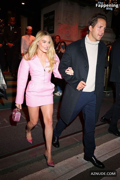 Margot Robbie Sizzles In Sexy Pink Outfit For Nyc Screening Of Barbie Aznude