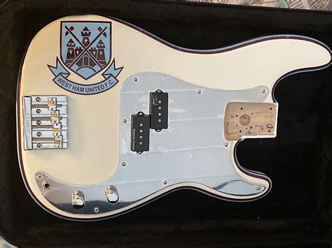 Fender Steve Harris Precision Bass Loaded Body Reverb